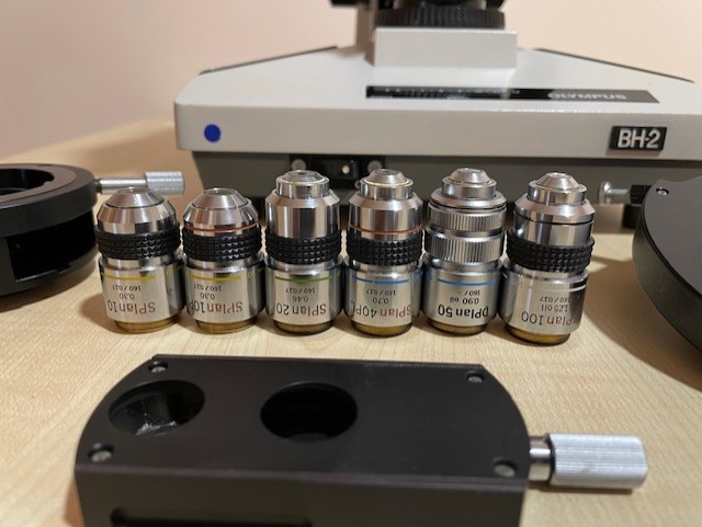 Microscopio Olympus BHS DIC y Contraste de Fases – Microscopistas